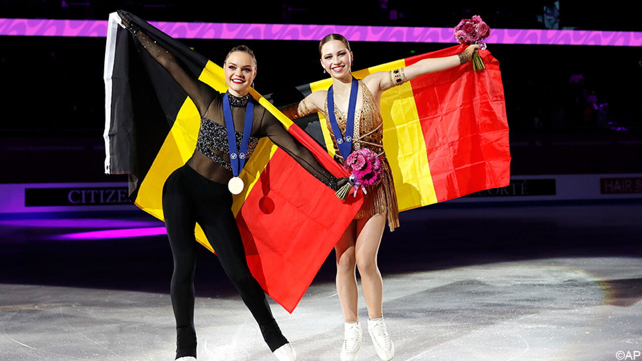 Goud en brons! Loena Hendrickx en Nina Pinzarrone verzorgen historisch ...
