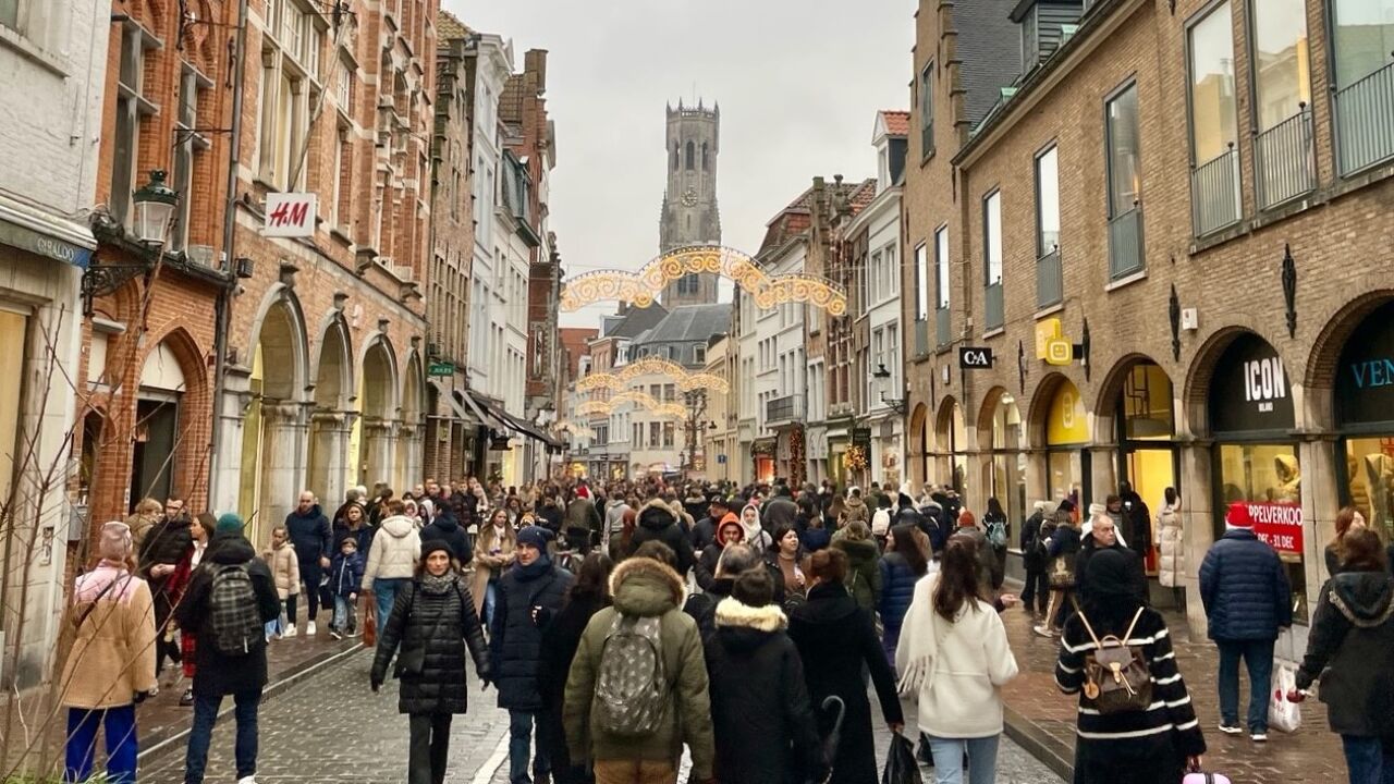 Leegstand in Brugse winkelstraten daalt licht, Steenstraat is tweede ...
