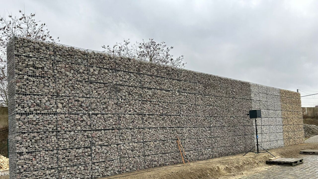 Stad Antwerpen test geluidsmuren voor nieuwe Ringparken: ook prijs en ...