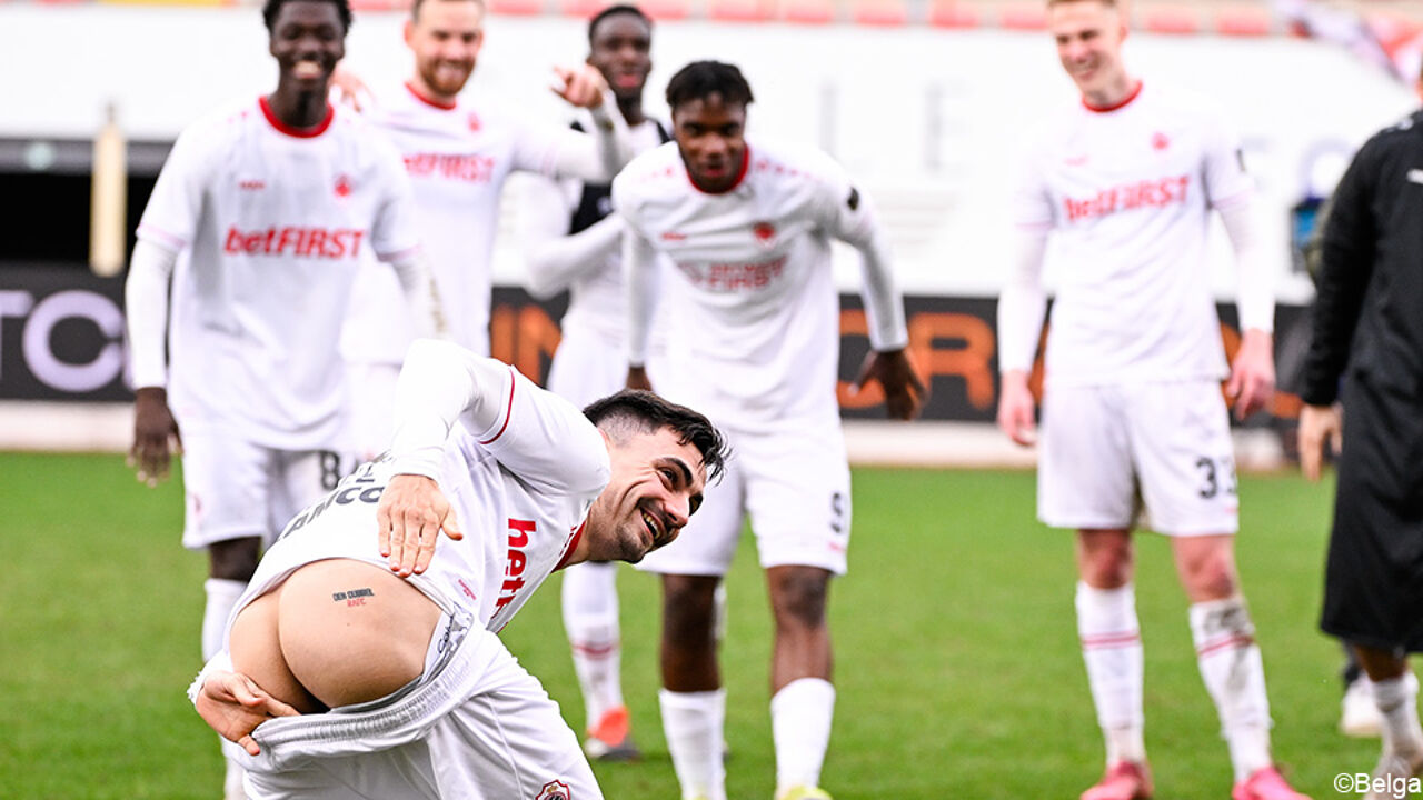 Antwerp laat RWDM een poepje ruiken, Jelle Bataille geeft zijn eigen ...