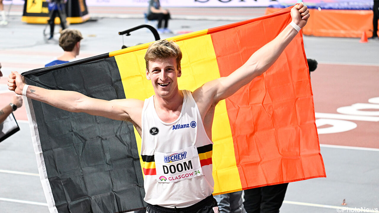 GOUD! Alexander Doom is wereldkampioen op de 400 meter na zenuwslopend ...