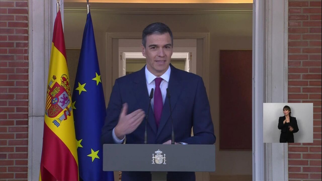 Pedro Sánchez blijft premier van Spanje ondanks "lastercampagne" van rechtse oppositie tegen hem ...
