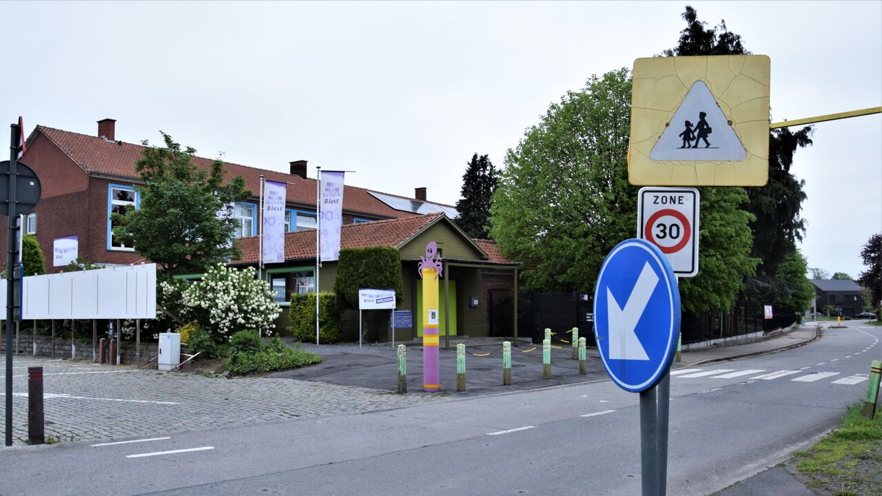 Open brief van bezorgde ouders uit Waregem: "Schoolomgeving is ...