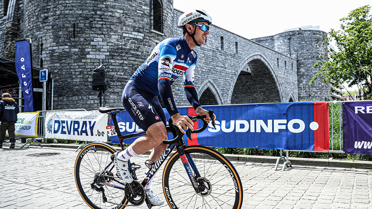 "Nog twee mooie jaren erbij": Yves Lampaert verlengt contract bij ...