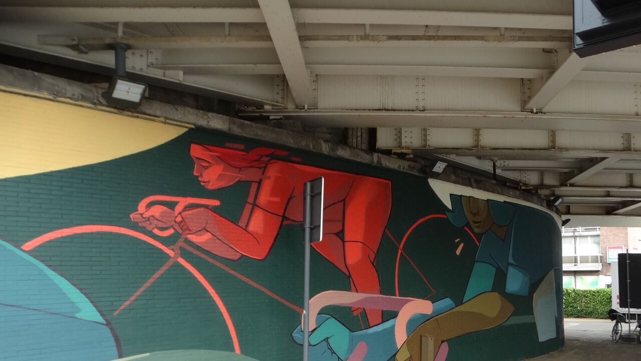 Nieuwe fietsbrug geopend in Sint-Niklaas: "Vernoemd naar 1 van eerste vrouwelijke wielrensters ...