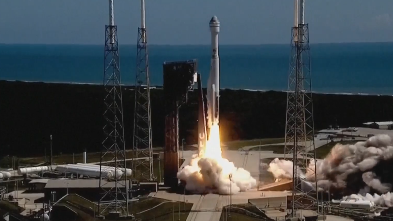 Ruimteschip van Boeing na 2 mislukte pogingen eindelijk toch gelanceerd ...