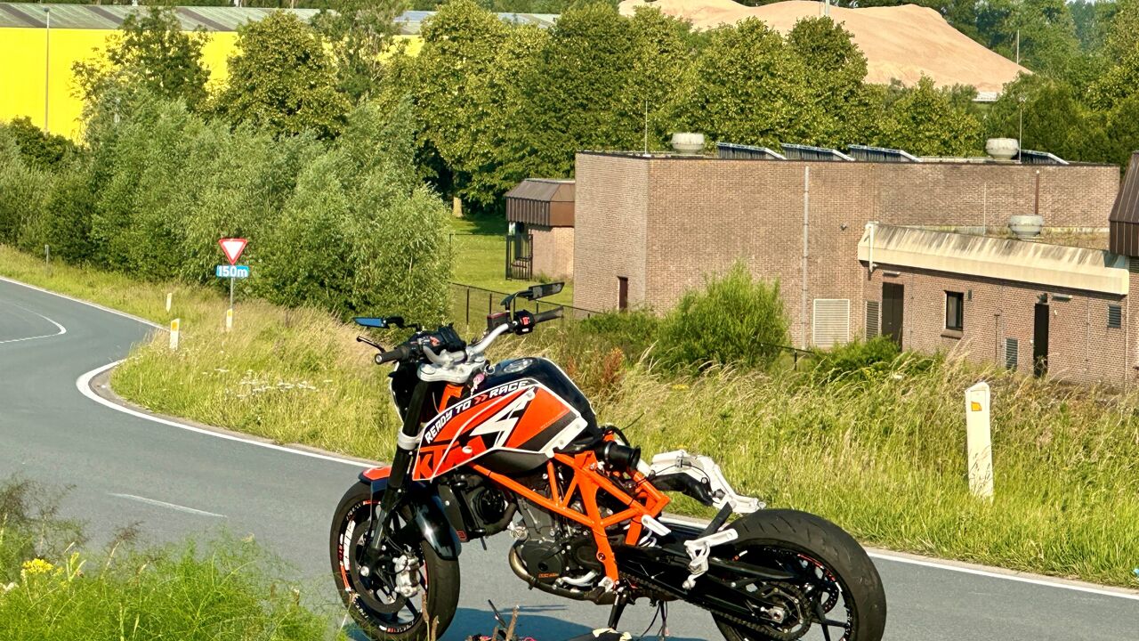 Motorrijder (35) uit Brugge komt om het leven bij inhaalmanoeuvre met ...