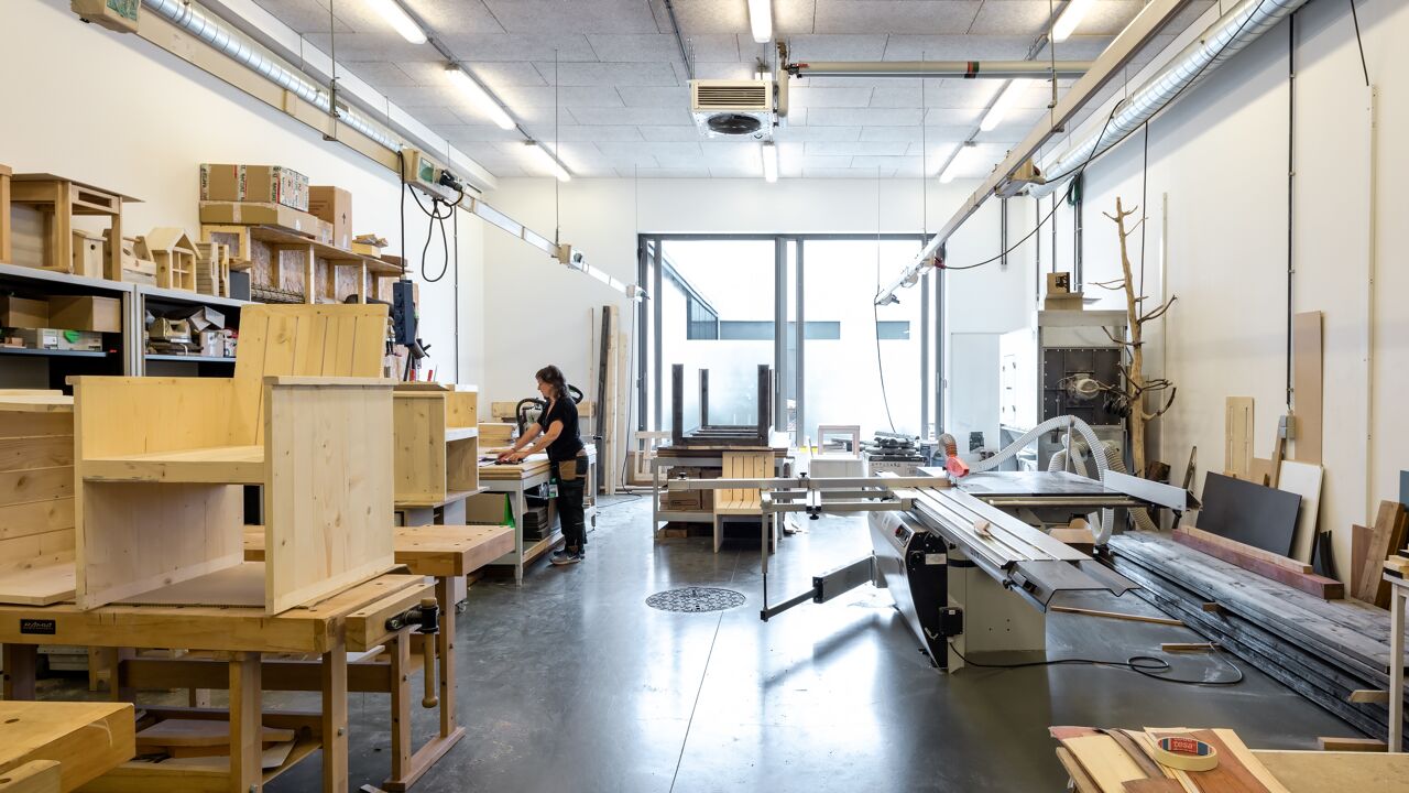 Zorginstellingen weigeren patiënten van het Antwerps forensisch psychiatrisch centrum: "Telkens ...