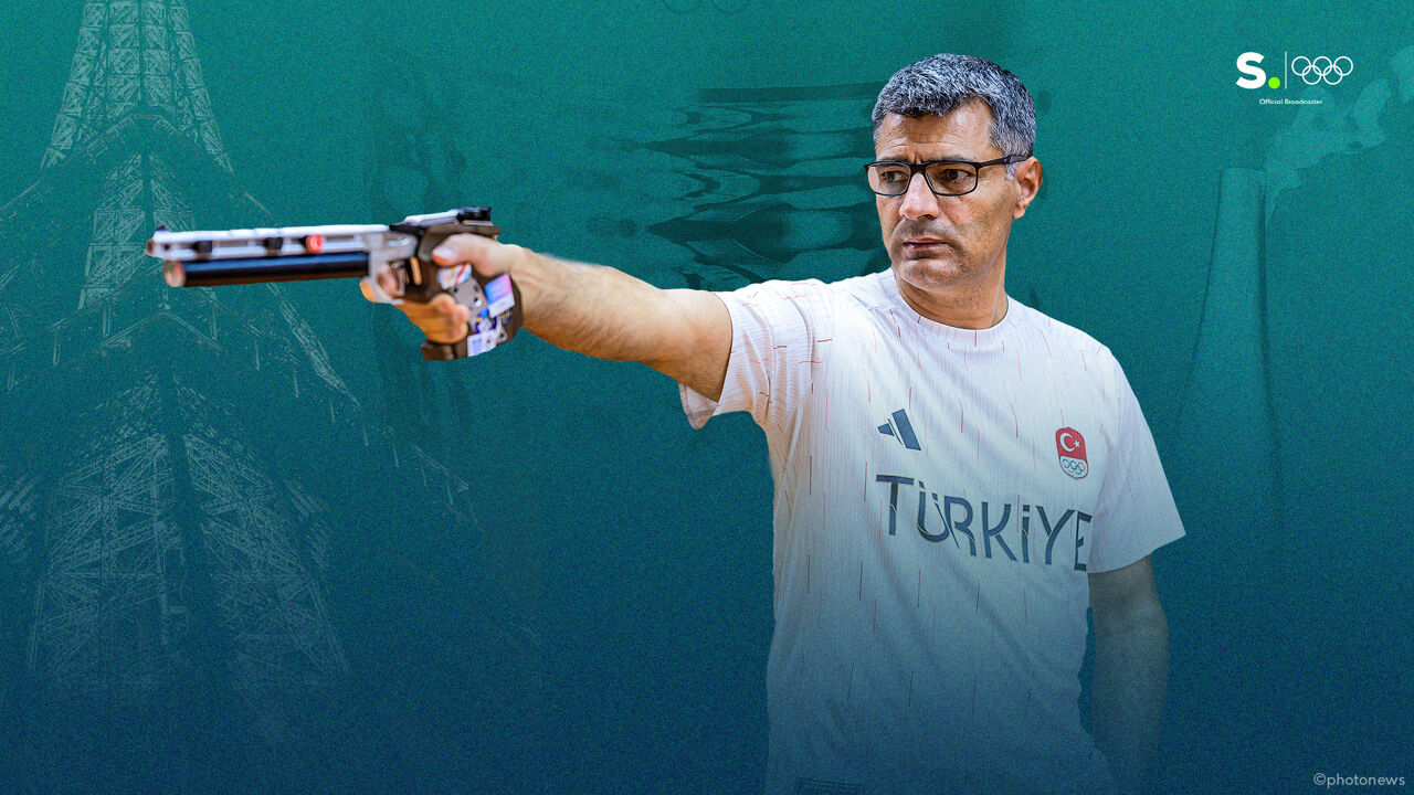 De bescheiden Turk die een hit werd op sociale media laat van zich ...