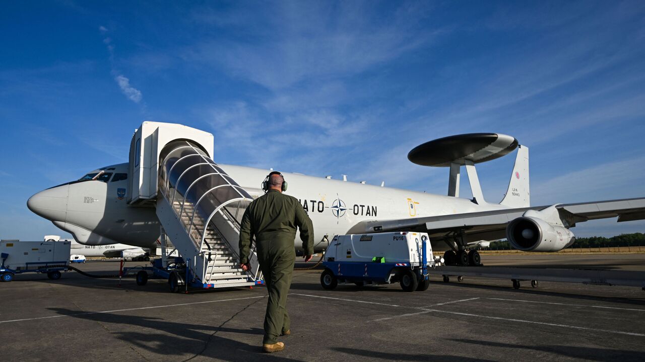 Duitse militaire basissen tijdelijk afgesloten en onder verscherpt ...