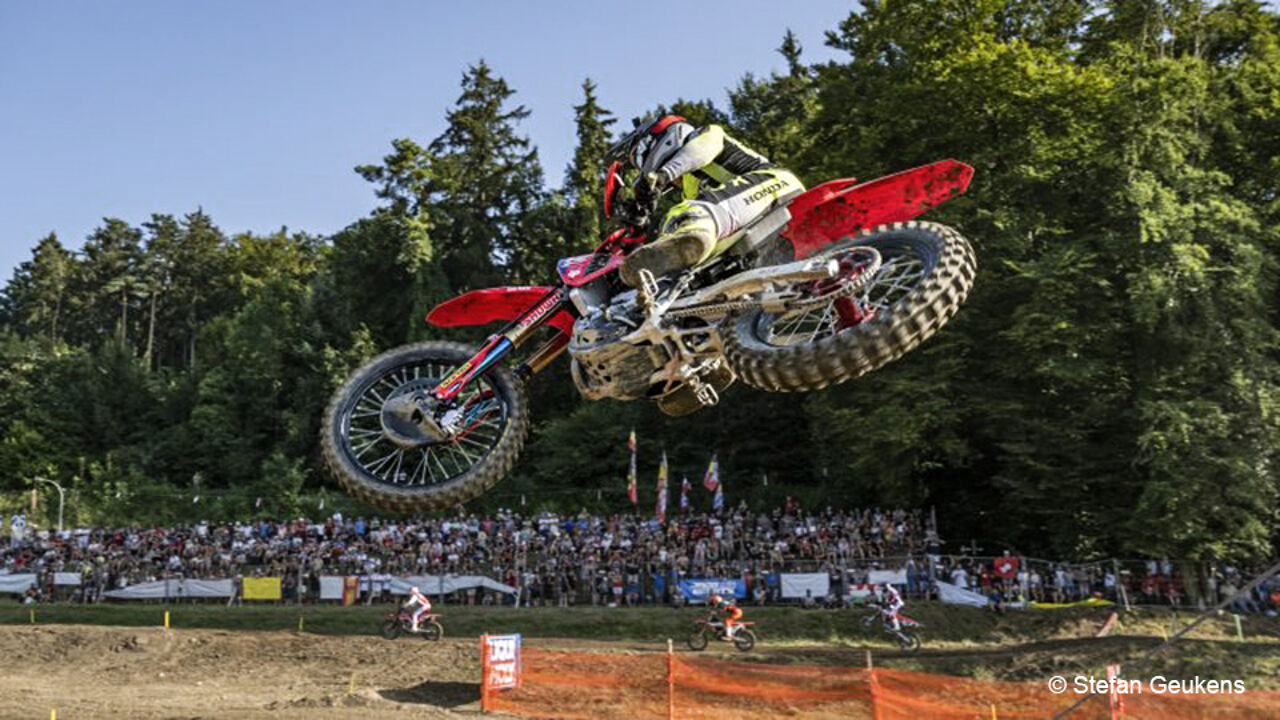 Mindere dag van Lucas Coenen brengt Kay de Wolf dicht bij MX2-titel ...