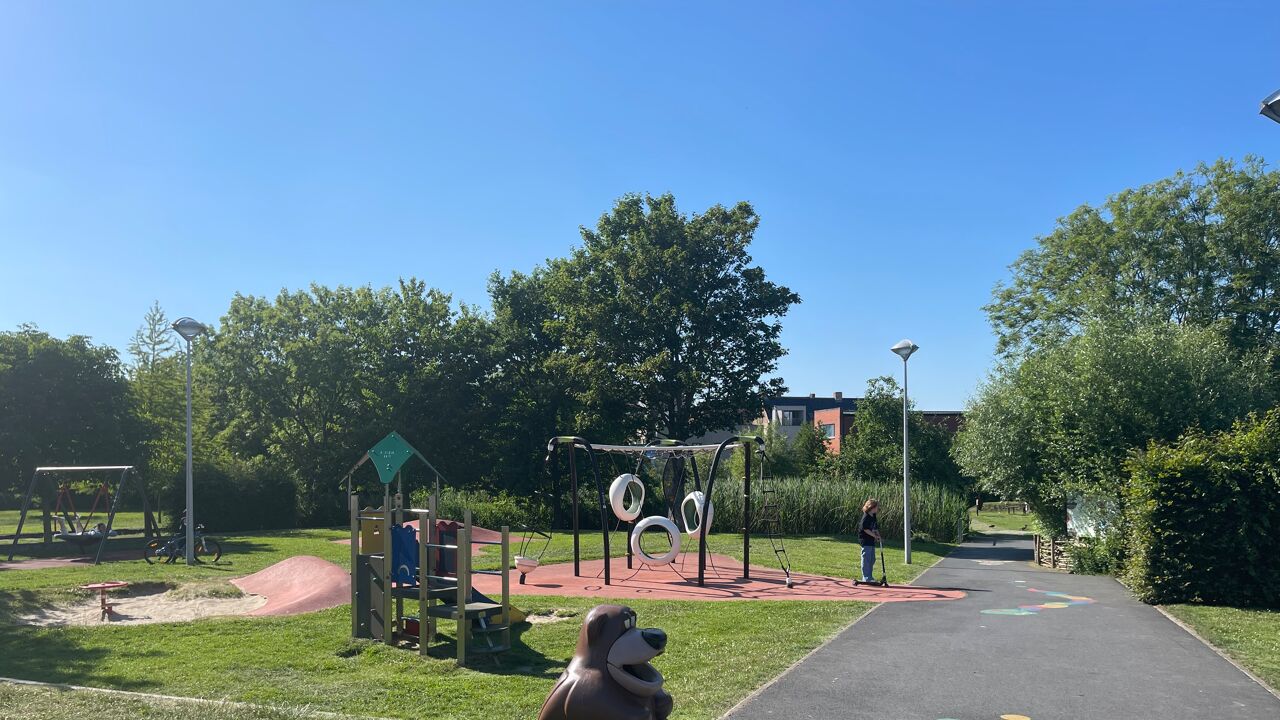 Politie onderzoekt vechtpartij aan stadspark in Poperinge | VRT NWS: nieuws