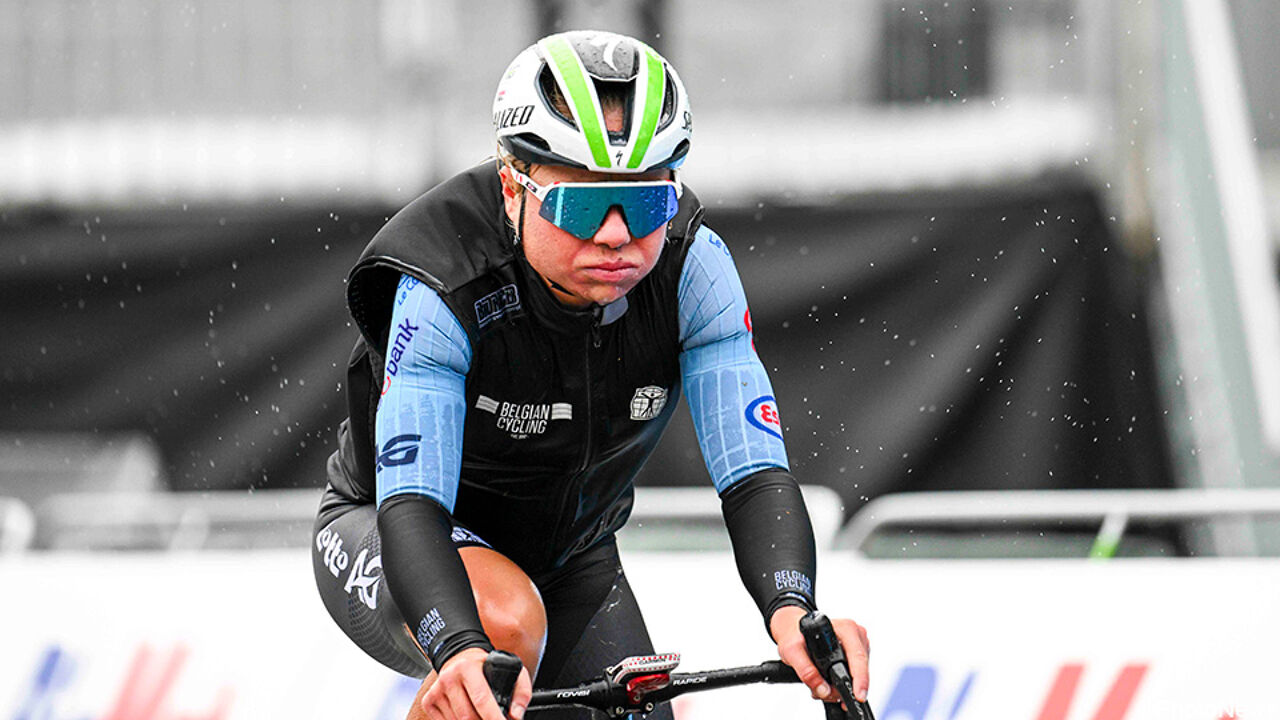 Na het WK ook geen EK: Justine Ghekiere moet door breuk in haar rib ...