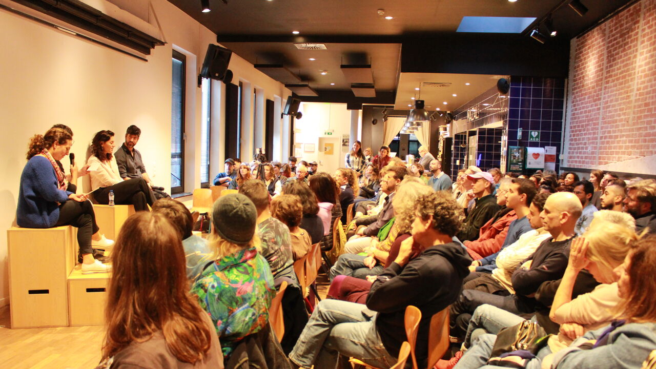 "Vrede eisen in oorlog is het radicaalste dat je kan doen": Rula en Alon-Lee strijden al 1 jaar ...