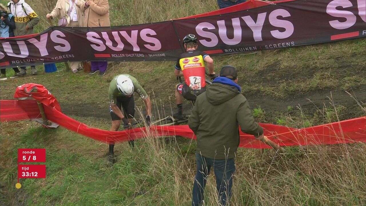 Ongezien! Eli Iserbyt stampt na valpartij op wiel van Ryan Kamp: "In ...