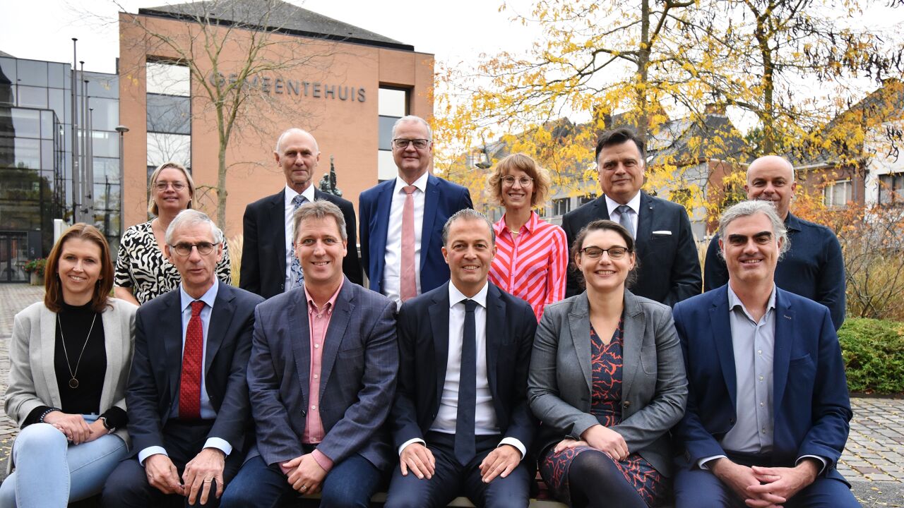 Nieuwe burgemeester Egbert Lachaert (Blauw) leidt fusiegemeente Merelbeke-Melle met CD&V en N-VA ...