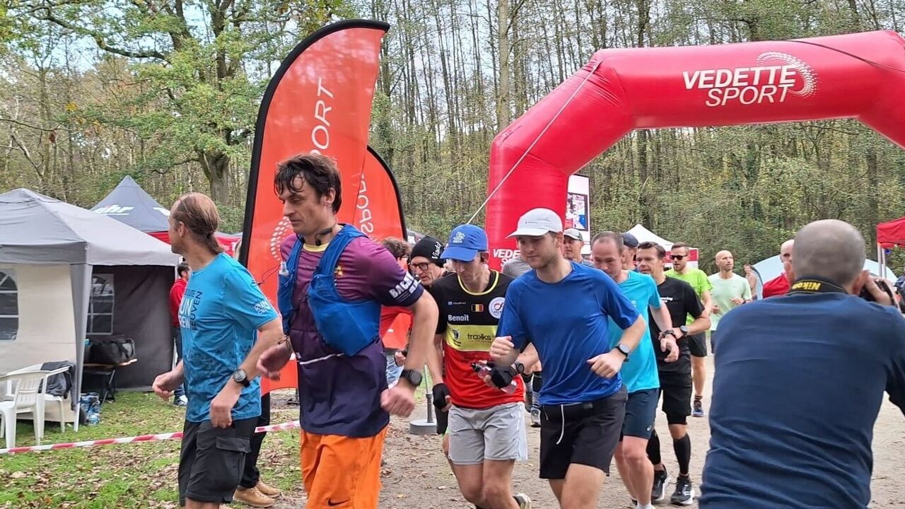 Wat een prestatie: 3 Belgen verbeteren na 110 (!) uur lopen waanzinnig ...