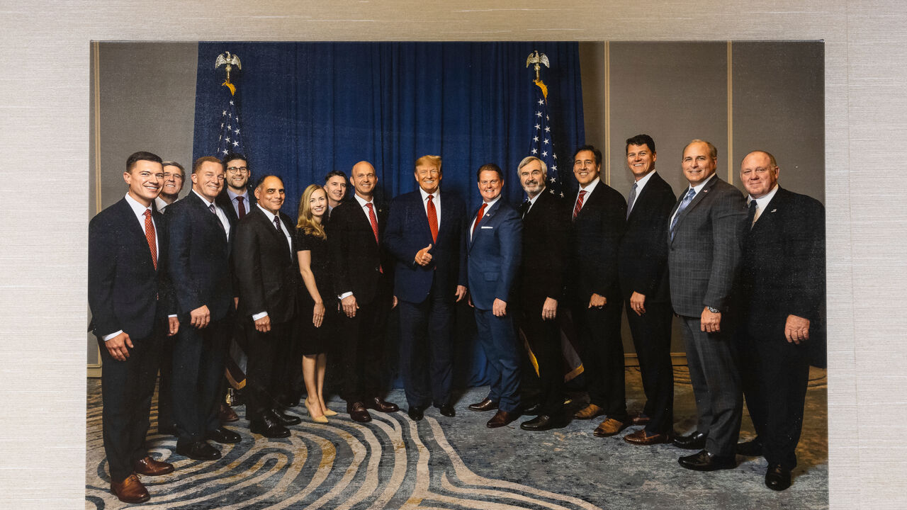 Donald Trump neemt afstand van 'Project 2025', Democraten maken er ...