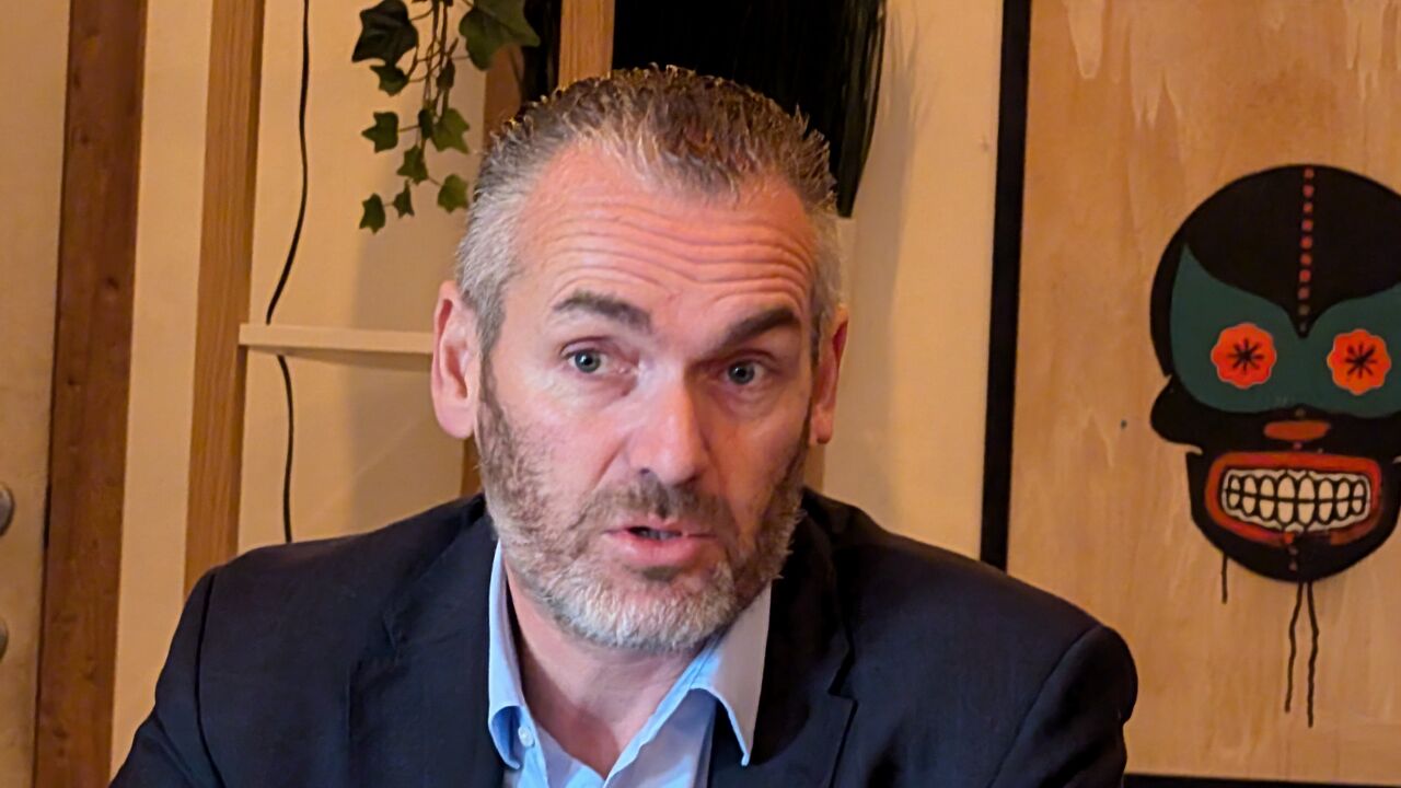 Open VLD/CD&V en N-VA vormen coalitie in Vilvoorde met Jo De Ro als ...