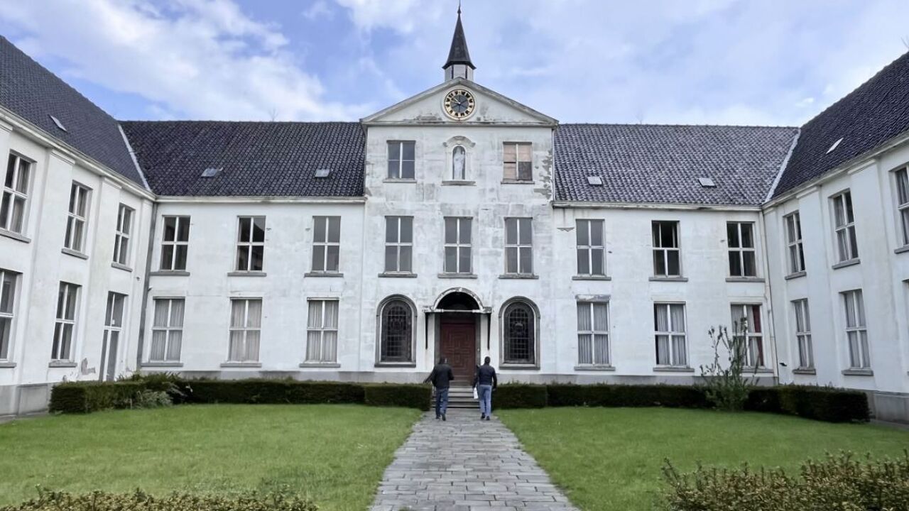 Leegstaand Klooster de Pélichy in Izegem herleeft: "We zoeken nog een ...