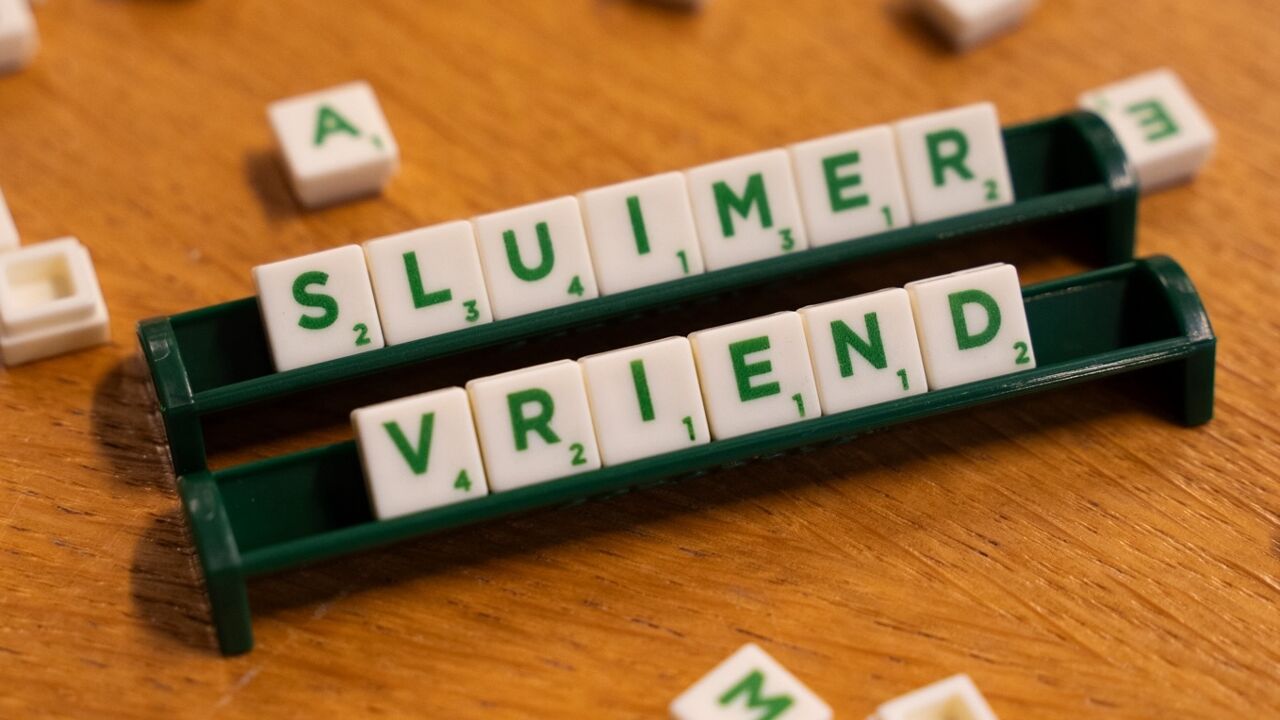 'Sluimervriend' verkozen tot 'Het ontbreekwoord van het jaar' 2024 door Radio 1-luisteraars ...