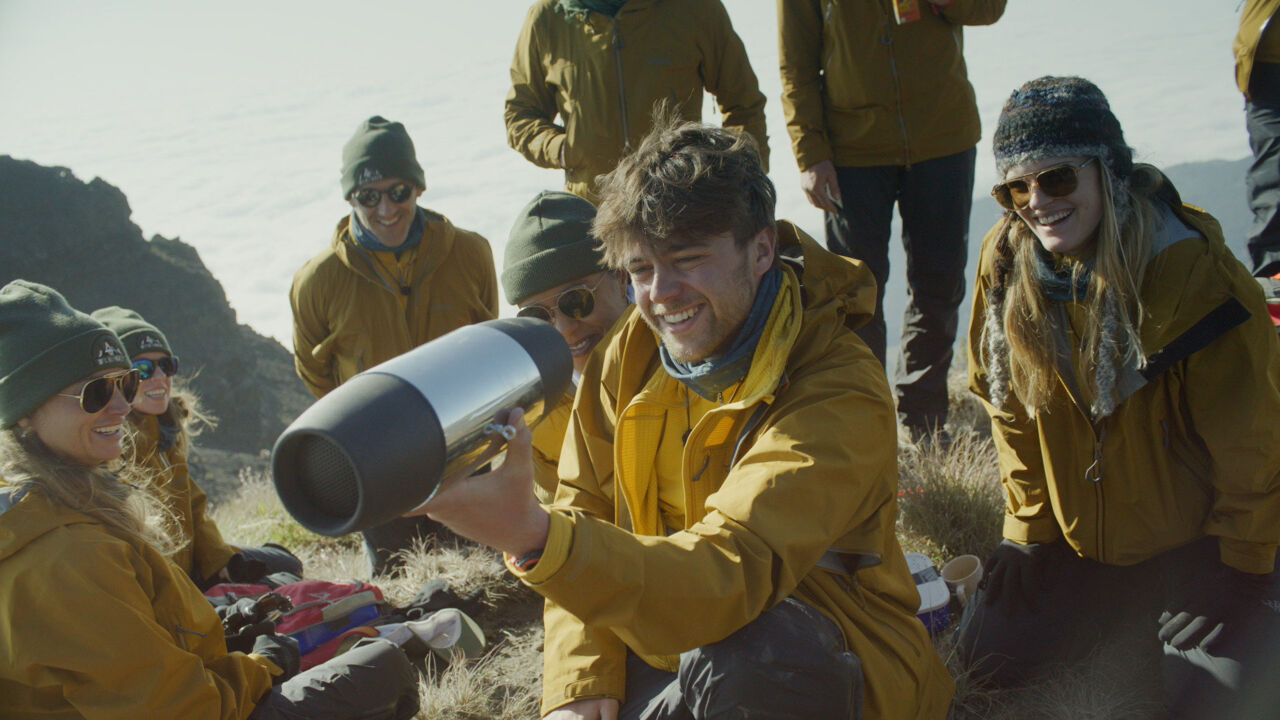 Acht BV's trotseren Kilimanjaro in 'De rugzak' op VRT 1: "Berg ...
