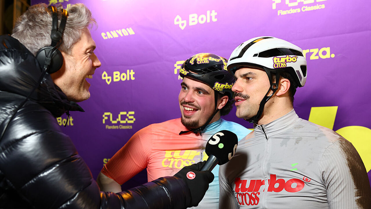 FOTOREEKS: Een dolblije Average Rob, triomferende Bas Tietema en vele ...