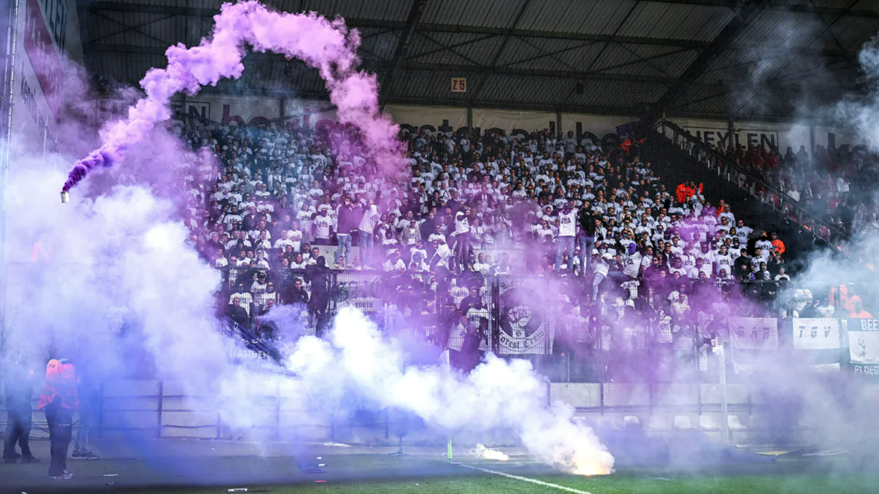 Voor het eerst identiteitscontroles bij Beerschot tijdens Antwerpse ...