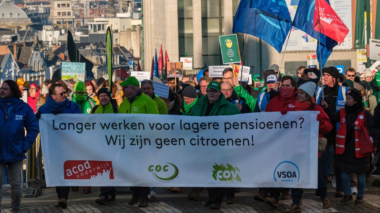 Econoom Koen Schoors: "Pensioenhervorming is onvermijdelijk, we rijden ...