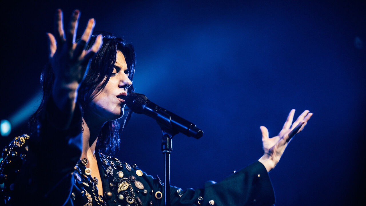 Dierenvriend met passie voor mode en supporter van vrouwelijke artiesten: maak kennis met Sylvie ...