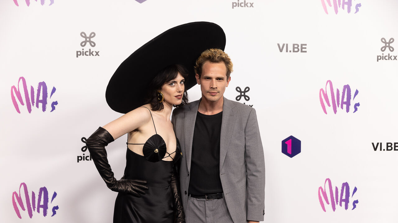 Dierenvriend met passie voor mode en supporter van vrouwelijke artiesten: maak kennis met Sylvie ...