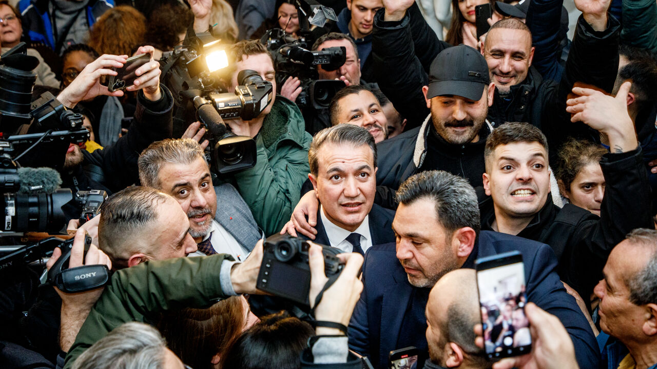 Emir Kir remains mayor in Sint-Joost (Brussels) after local election ...