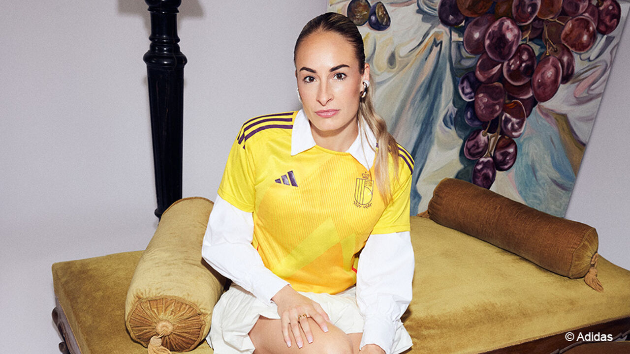 FOTO - Yellow Flames! Red Flames kiezen voor gele uitshirts | sporza