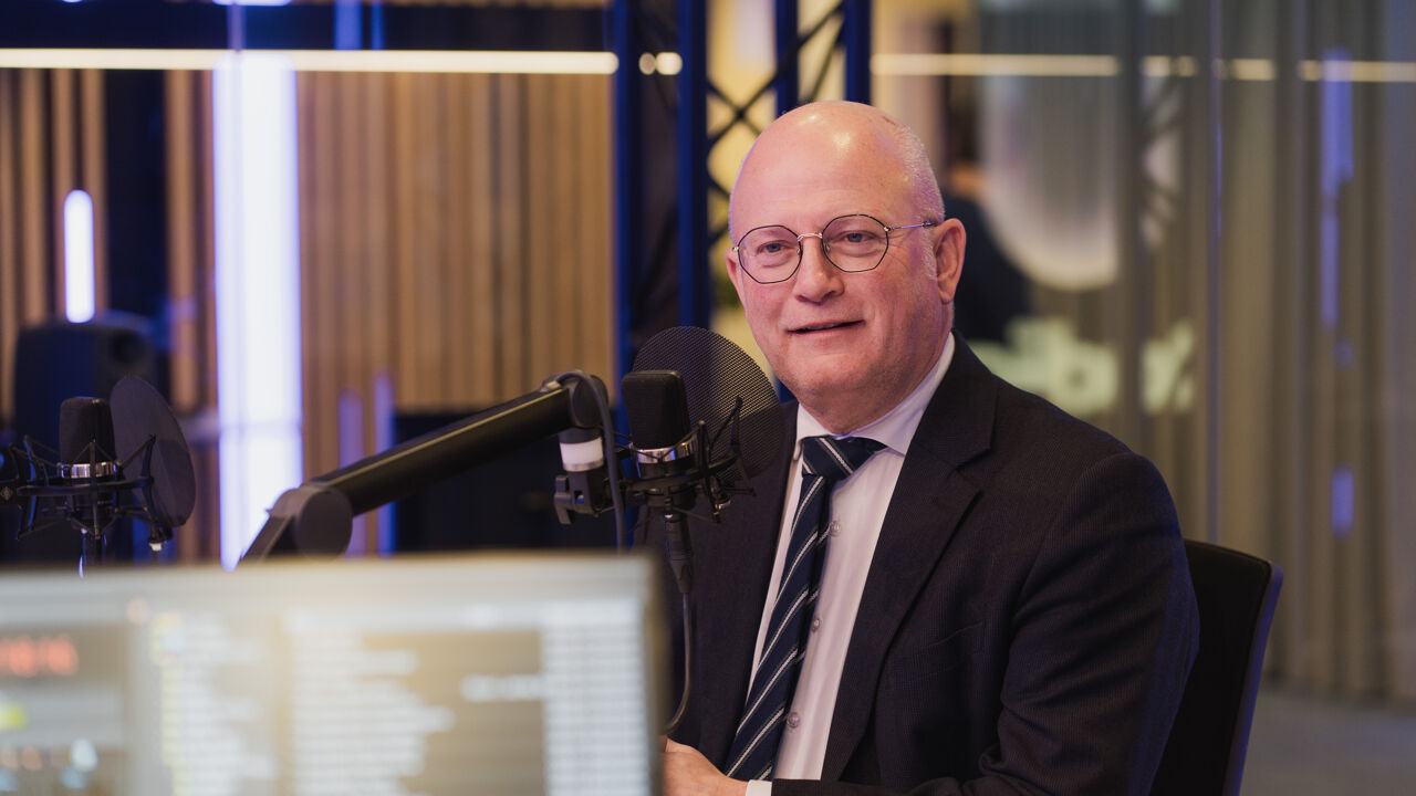 "Staken zonder overleg? Mensen gijzelen is geen recht": minister van Mobiliteit niet te spreken ...