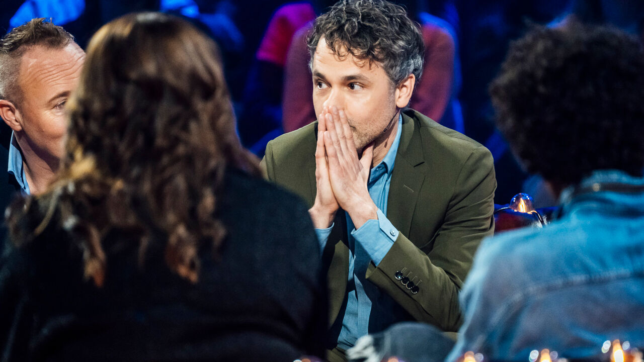 Thomas Vanderveken eert overleden vader in 'Ik vraag het aan': "Mijn ...