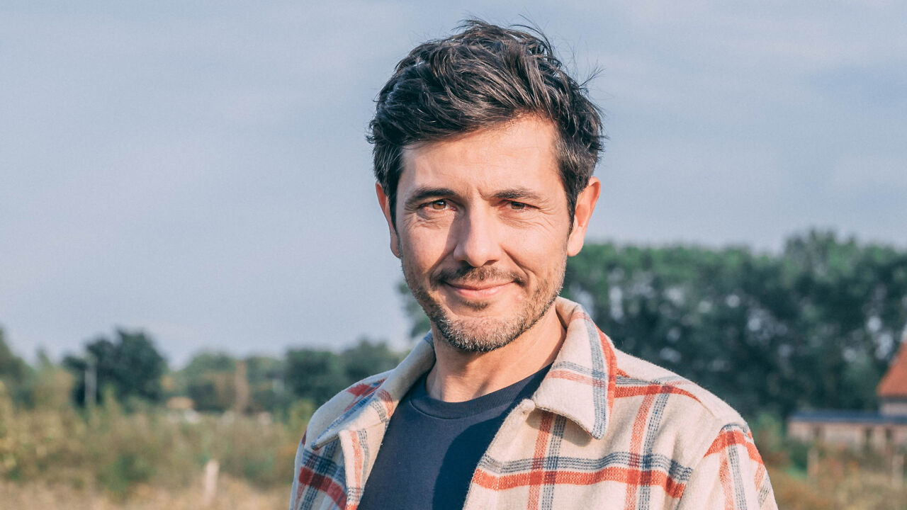 Dieter Coppens gaat op reis met jongeren met psychische kwetsbaarheid ...