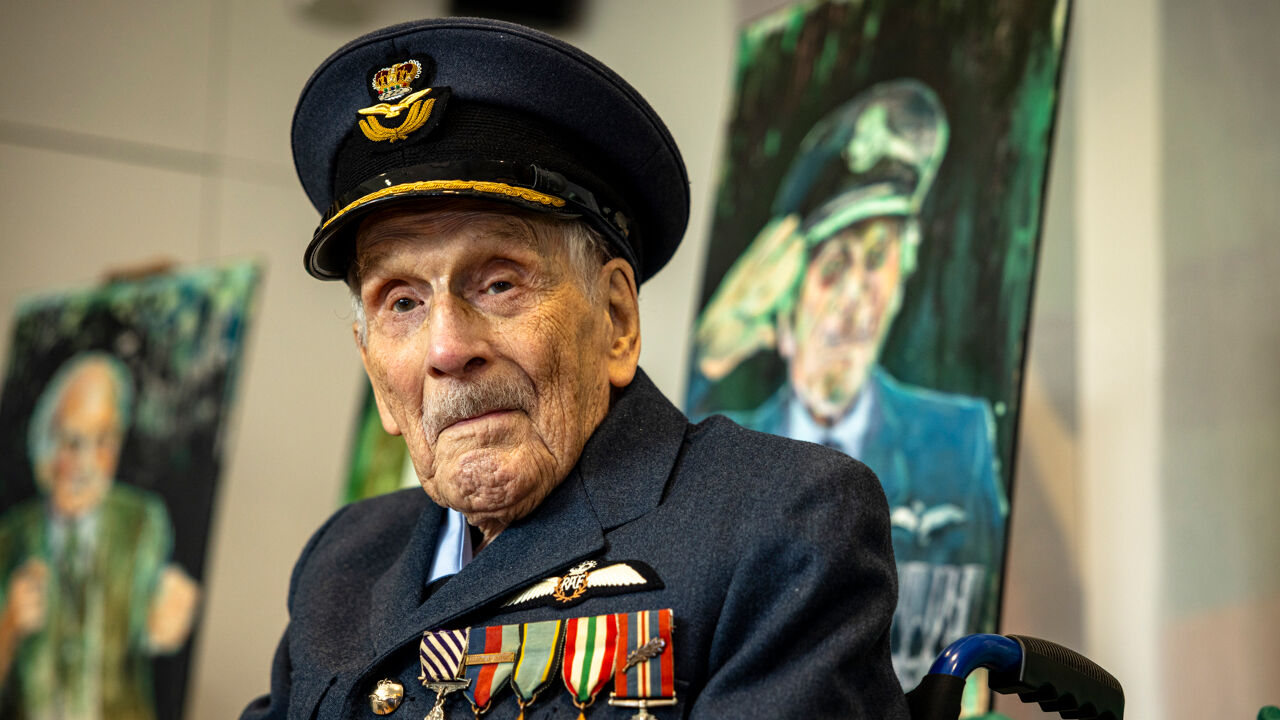 John 'Paddy' Hemingway (105) overleden, laatste held van Battle of ...