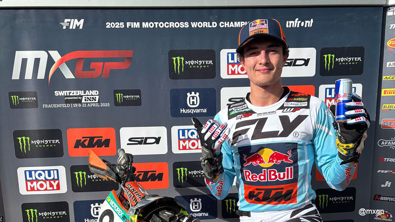 Lucas Coenen voert een bisnummer op in Portugal, opnieuw met een ...