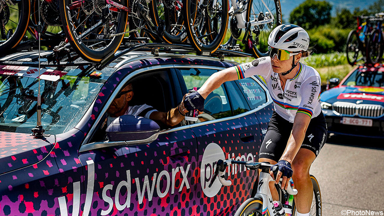 "Ik haat het om op te geven": Lotte Kopecky laat "hoofd boven hart ...