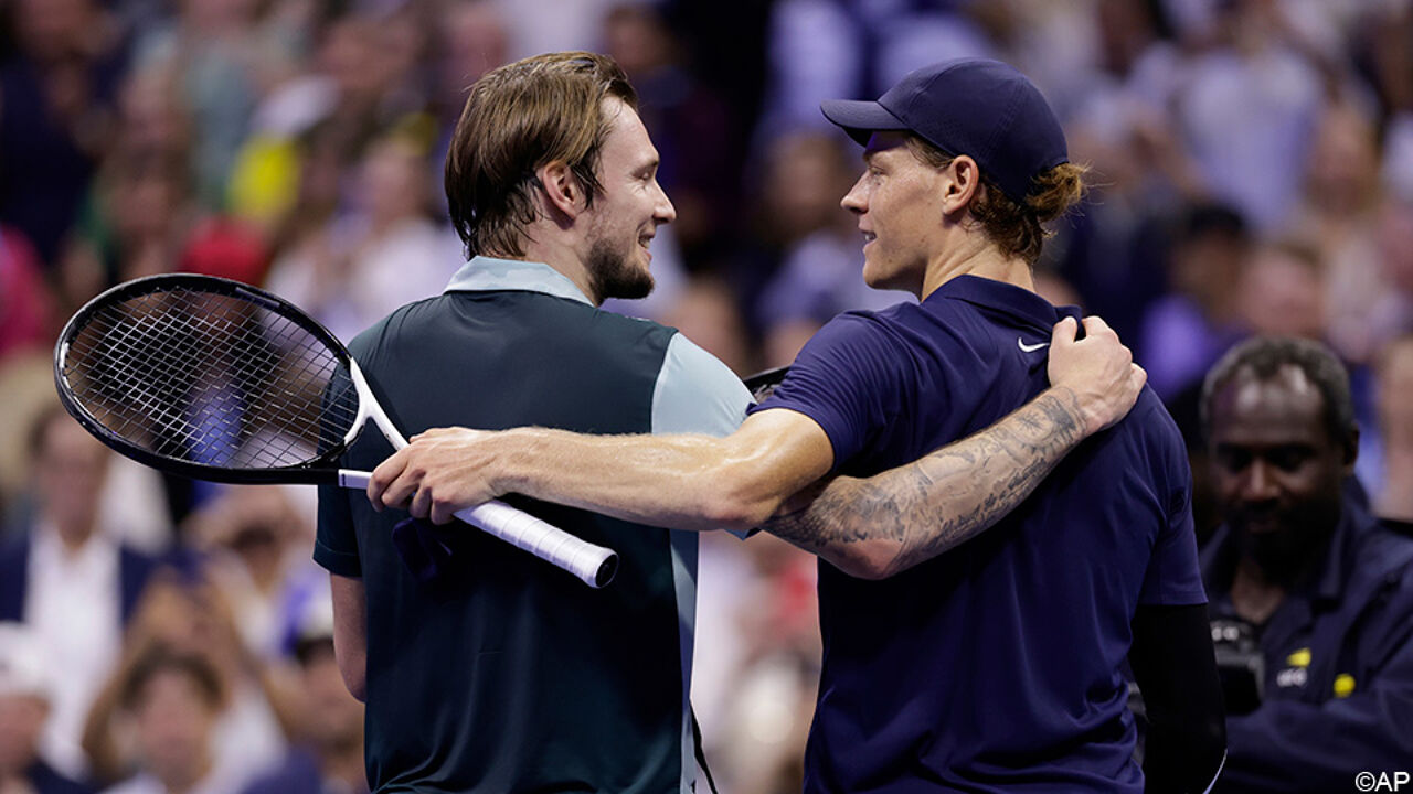 "Ik ben niet zo slecht, hoor": tegenstander kan alleen maar lachen met ...