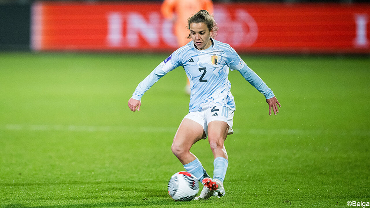 Davina Philtjens neemt na 17 jaar afscheid van Red Flames: "Voor altijd ...