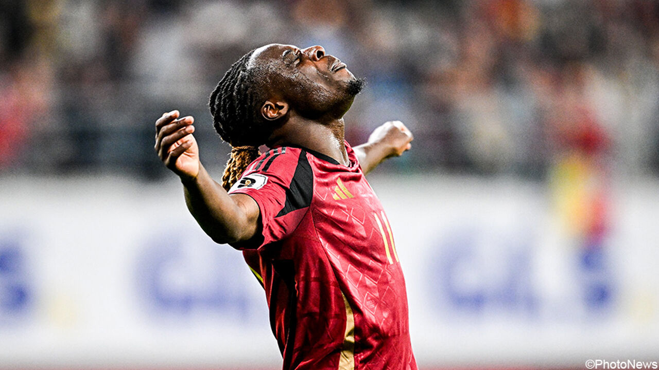 Eén seconde tussen de lijnen en hij doet beter dan grondlegger van Rode ...