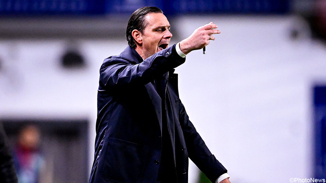 Peter Vandenbempt "dubbel verrast" over vertrek Pocognoli: "Als één club het kan opvangen, is ...