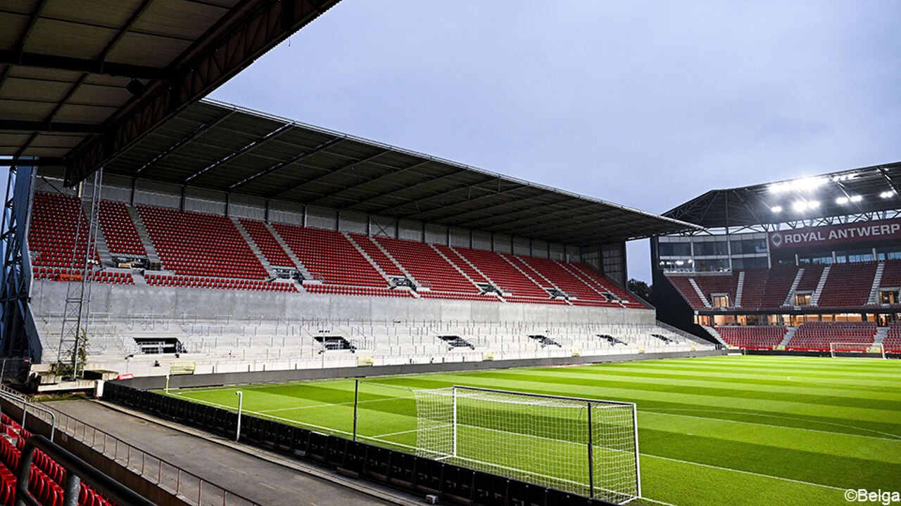 Straks 21.000 fans op de Bosuil: Antwerp opent fonkelnieuwe tribune 2 ...