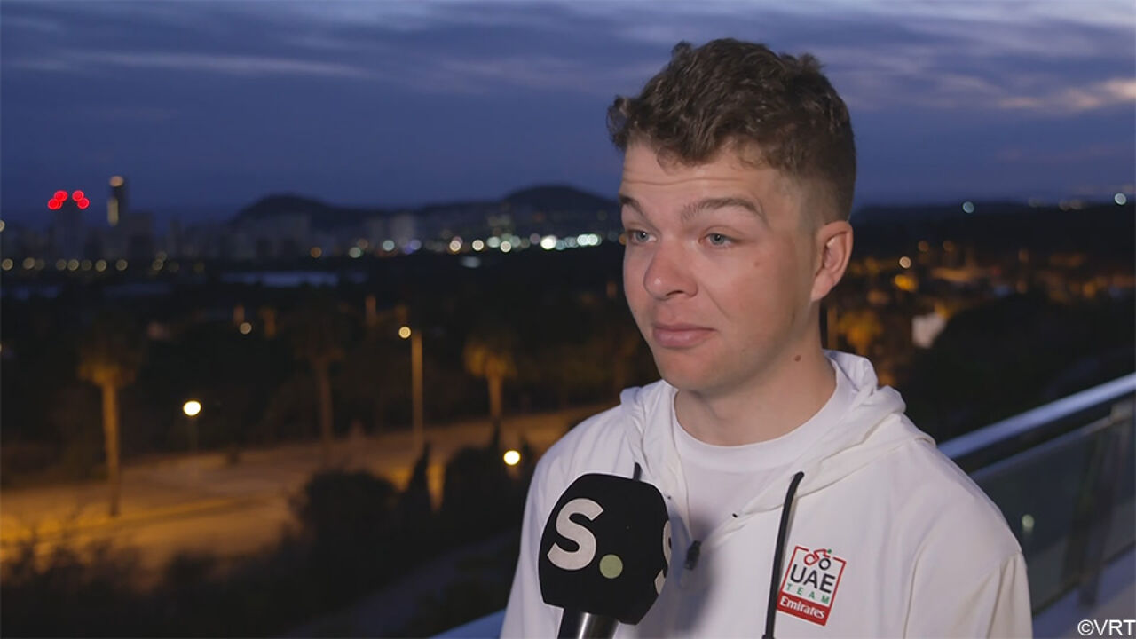 Wout van Aert bevrijdt zichzelf in Parijs: "Ik werk er altijd superhard ...