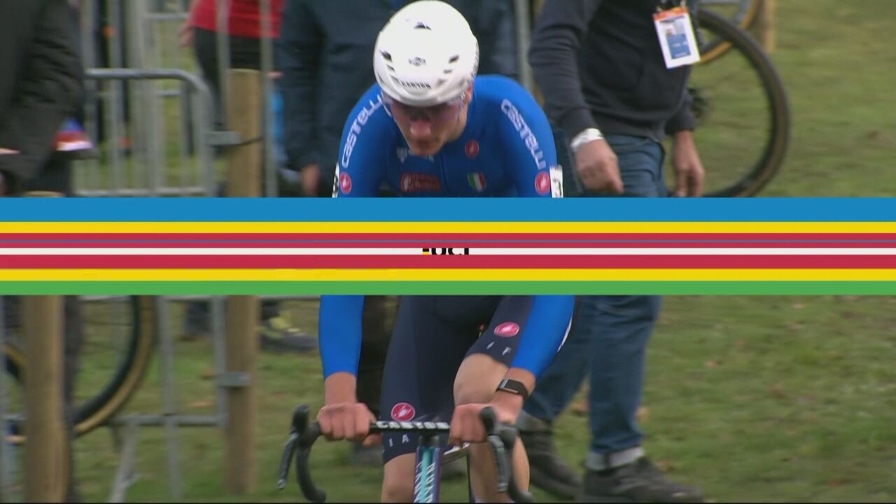 LIVESTREAM WK veldrijden beloften: Erop en erover! Aaron Dockx passeert ...