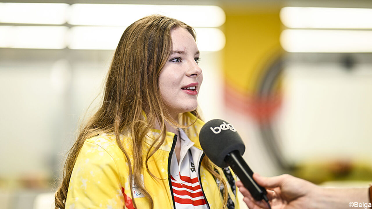 Van salto naar slalom (op 1 skilat): tiener Marte Goossen debuteert nu ...