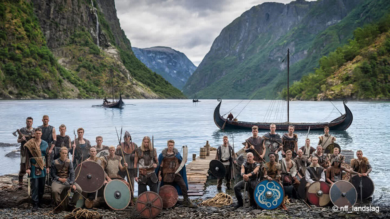 De beste ploegfoto ooit? Noorse Vikingen zijn klaar voor het WK voetbal ...