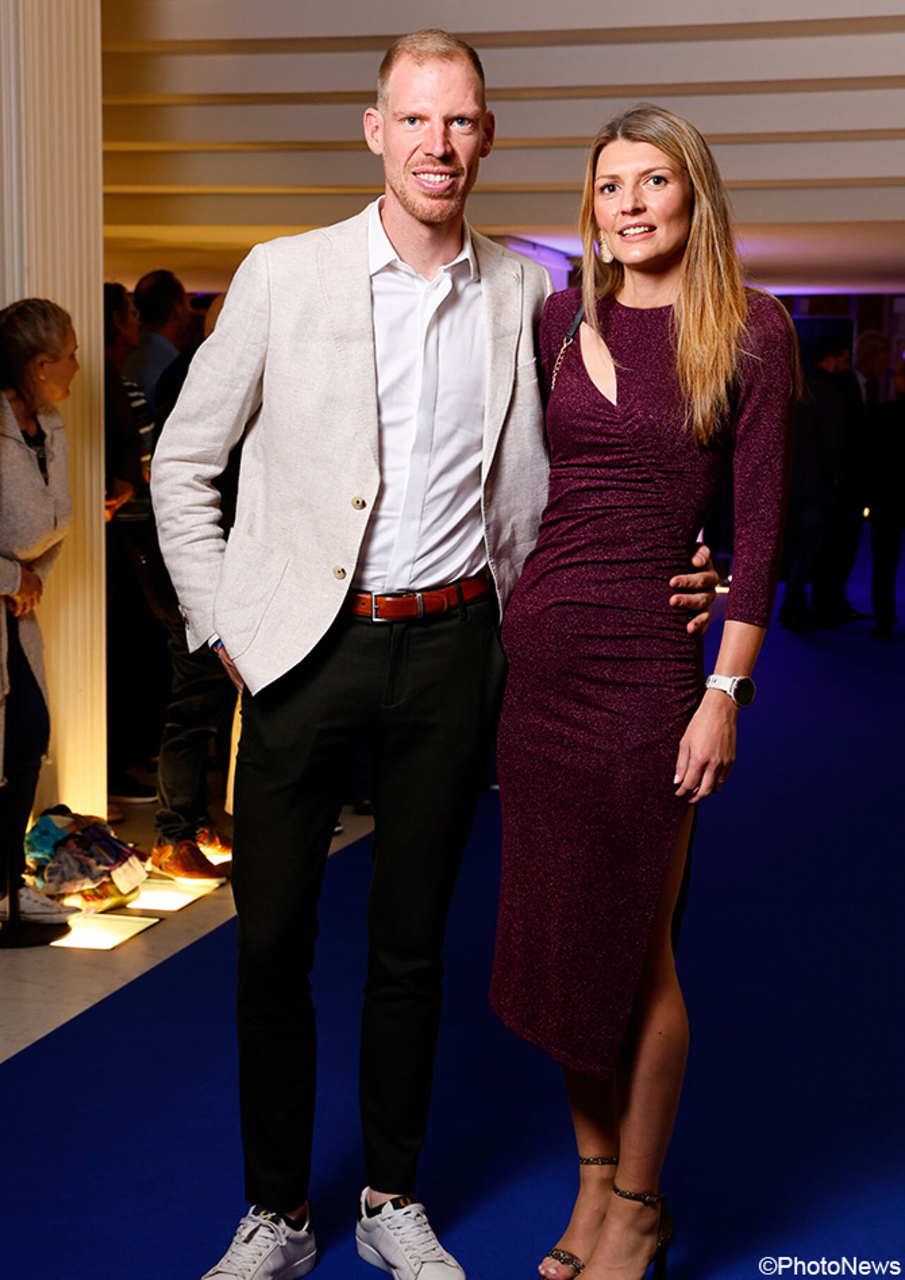 IN BEELD: Kopecky schittert in jurk, Boonen en Philipsen stralen naast ...