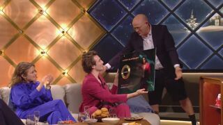 Aaron Blommaert krijgt goud voor eerste single "Zonde" | VRT NWS: nieuws